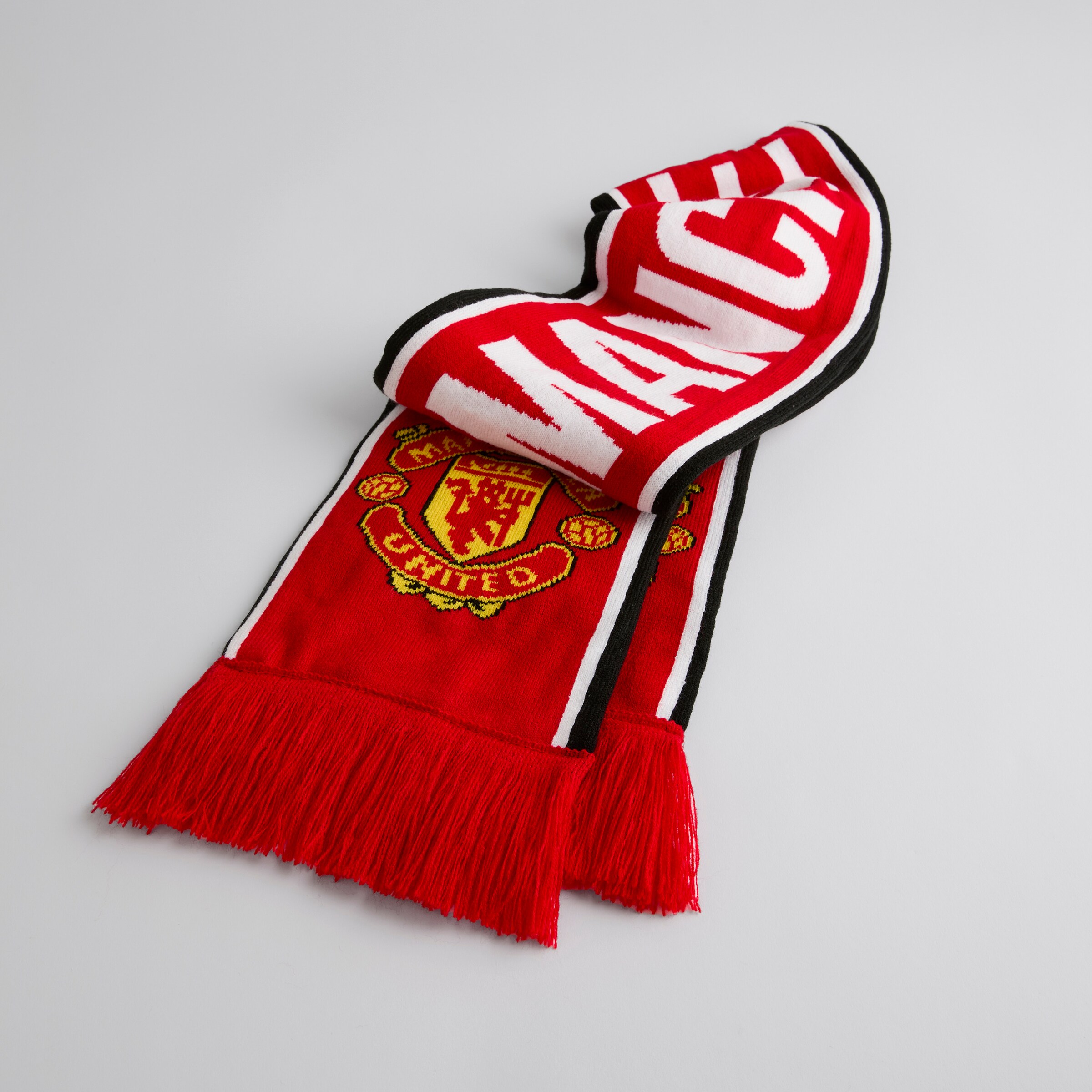 Buy Manchester United Fan Gift Box Red | Manchester United Store
