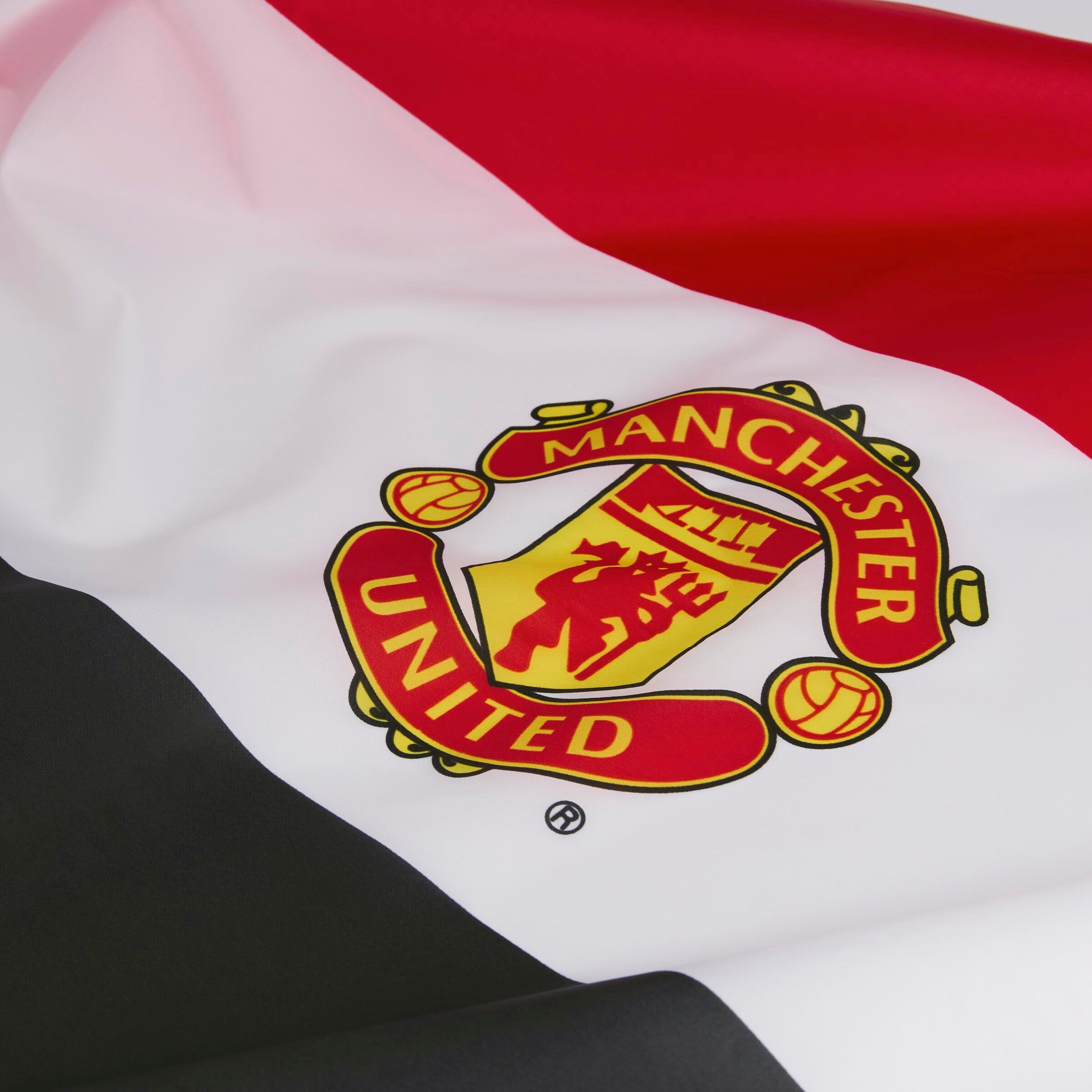 Buy Manchester United Fan Flag Multi | Manchester United Store