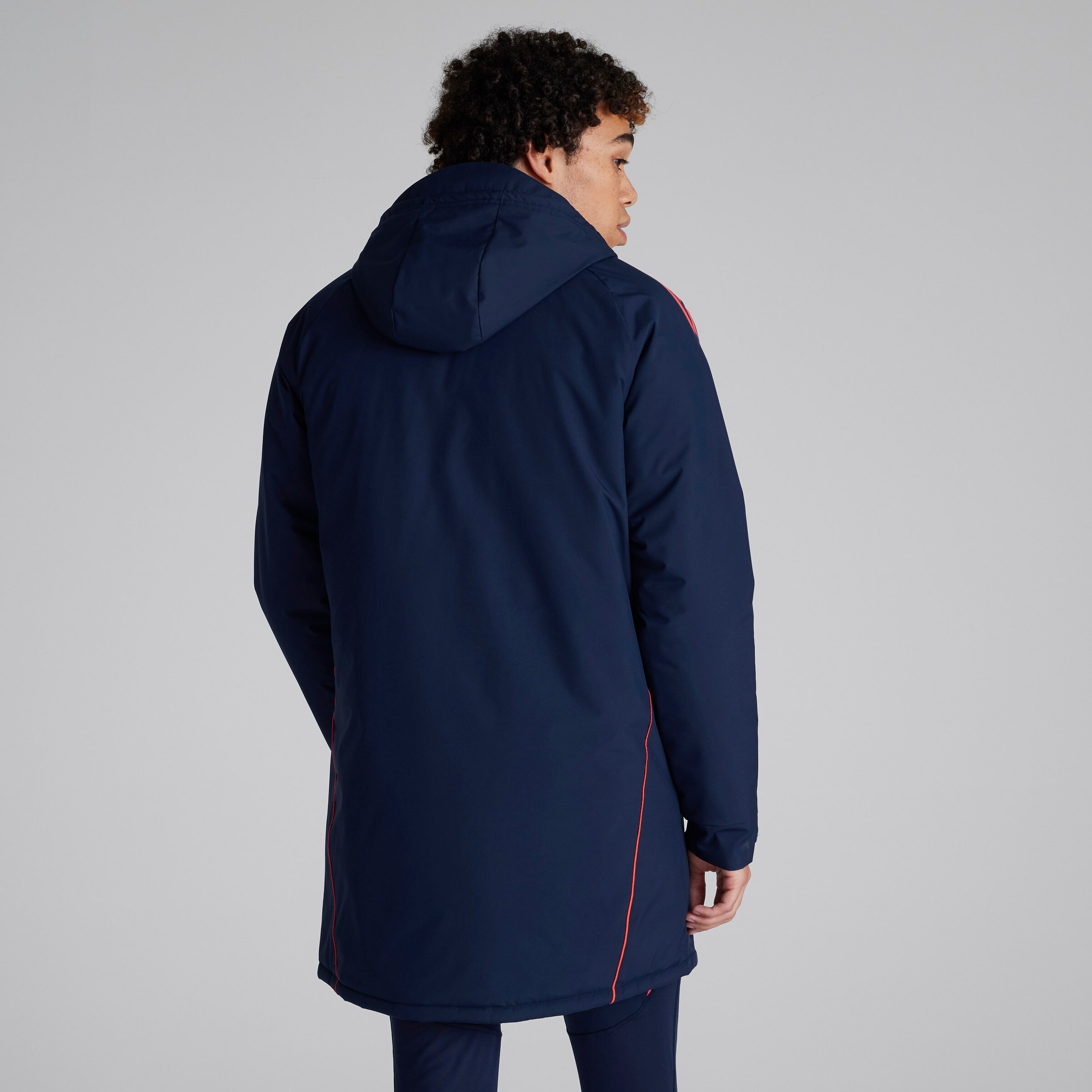 Buy Manchester United Tiro 24 Stadium Parka Navy | Manchester United Store