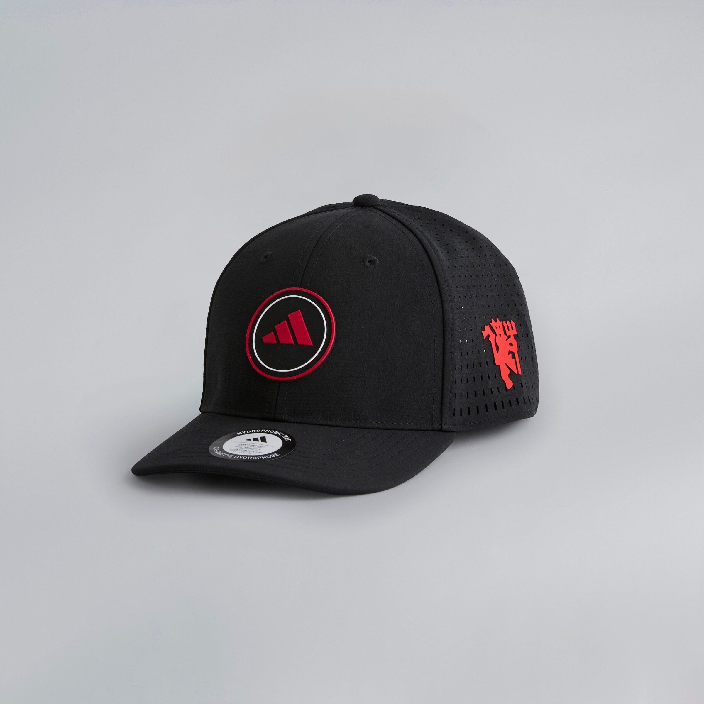 Manchester United x adidas Golf Hydrophobic Tour Cap Black kaufen ...