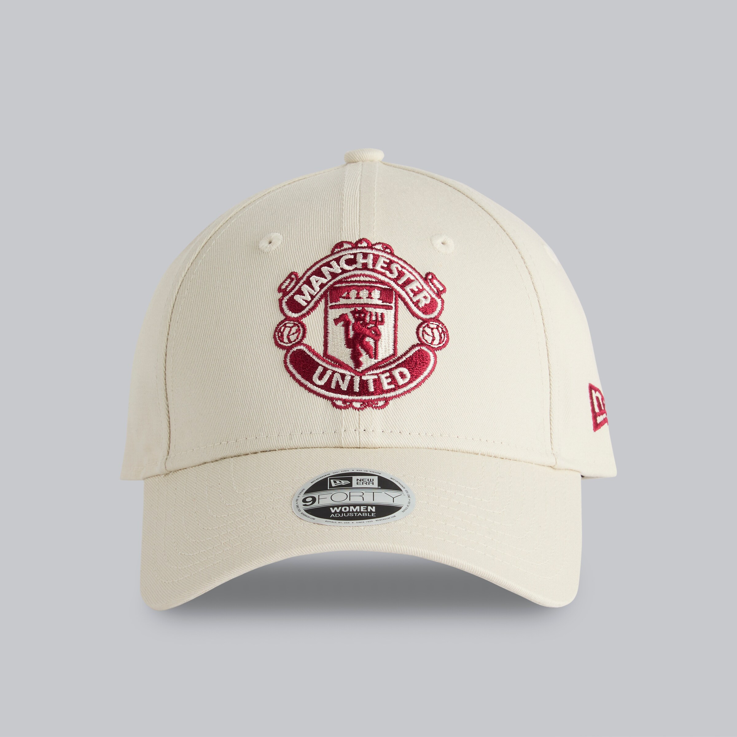 Manchester United x New Era Crest Women's 9Forty Cap Ivory kaufen ...